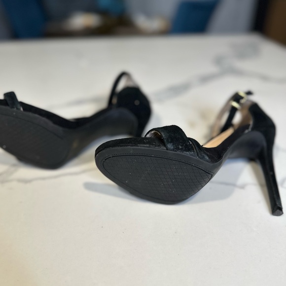 Jessica Simpson | Shoes | Jessica Simpson Suede Black Strappy Open Toed ...